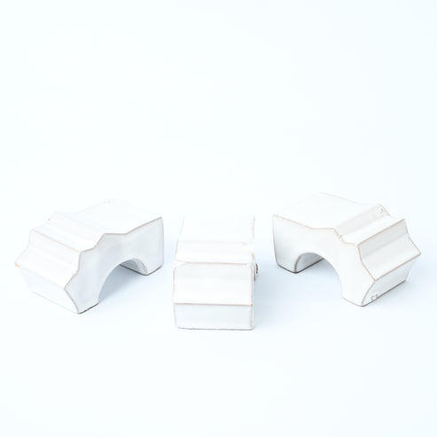 Cream Large Glazed Pot Feet (Pack of 3) 90mm – Heritage Pot Company