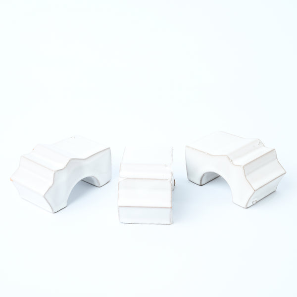 Cream Large Glazed Pot Feet (Pack of 3) 90mm – Heritage Pot Company